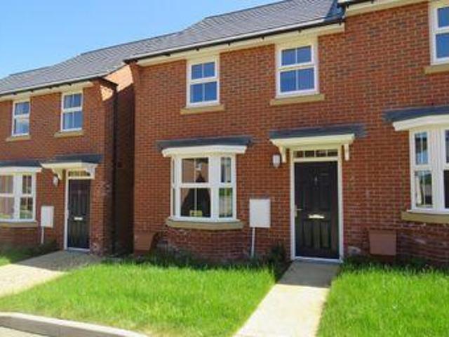 3 Bedrooms for rent in Argus Gardens, Hemel Hempstead HP2