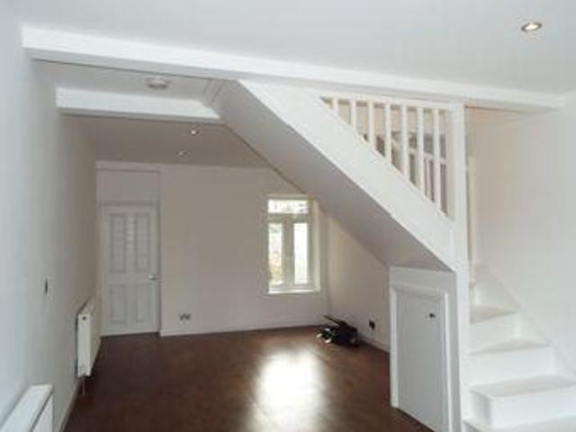 3 Bedrooms for rent in Buxton Road, London E15