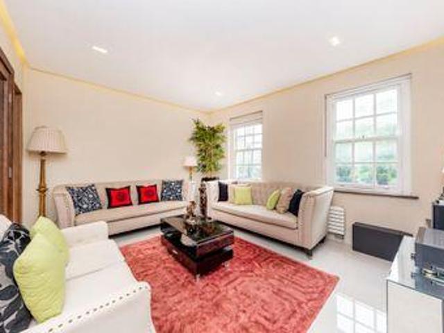 3 Bedrooms for rent in Battersea Square, London SW11