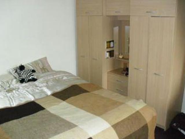 3 Bedrooms for rent in Beamsley Mount, Hyde Park, Leeds LS6