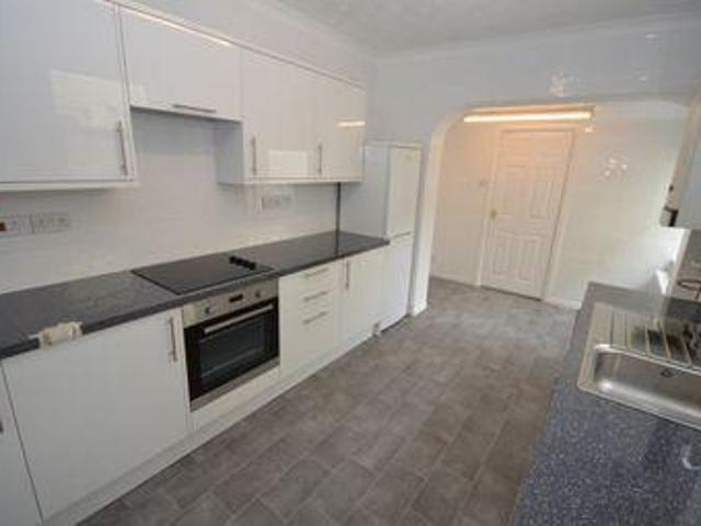 3 Bedrooms for rent in Beatrice Street, Swindon SN2