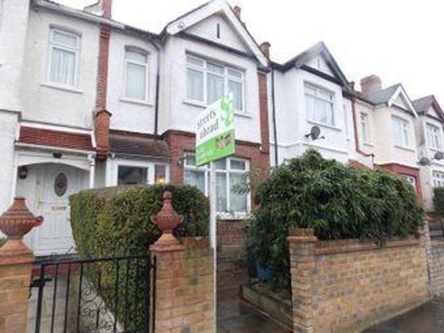 3 Bedrooms for rent in Beauchamp Road, London SE19