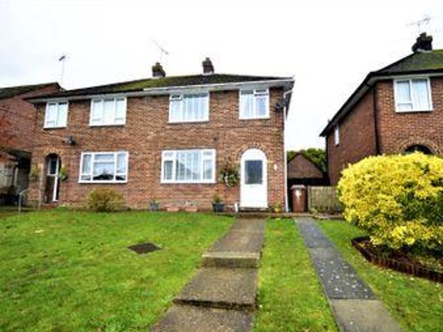 3 Bedrooms for rent in Bedford Avenue, Rainham, Gillingham ME8