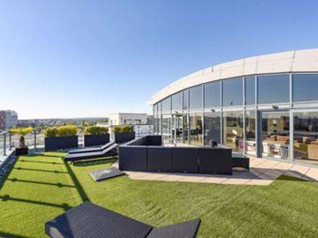3 Bedrooms for rent in Boulevard Drive, London NW9