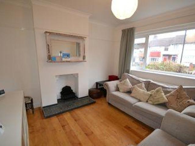 3 Bedrooms for rent in Bramdean Crescent, London SE12