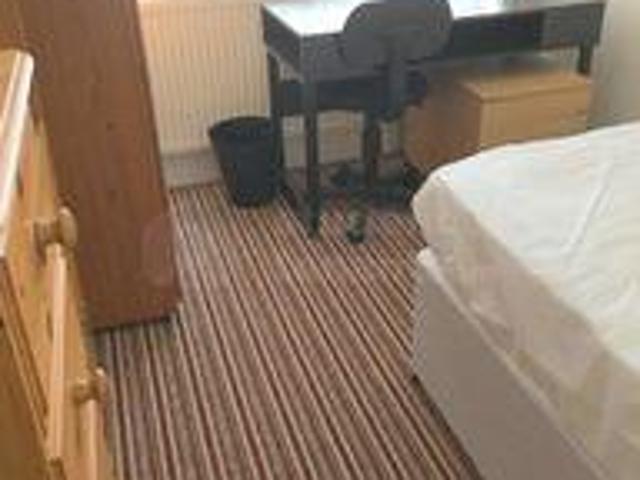 3 Bedrooms for rent in Broomfield Road, Coventry, West Midlands CV5