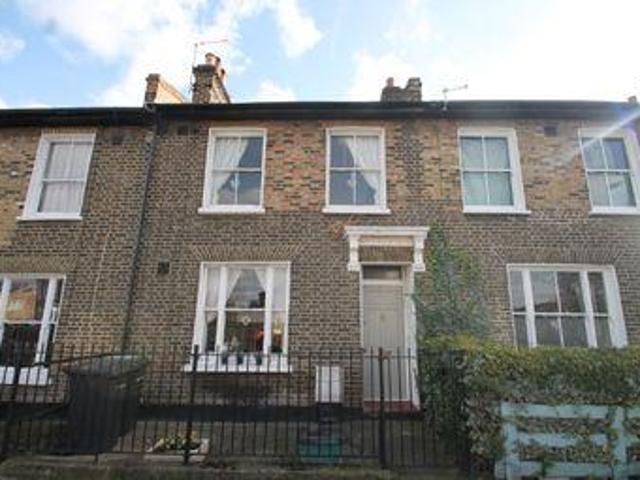 3 Bedrooms for rent in Brocklehurst Street, New Cross SE14