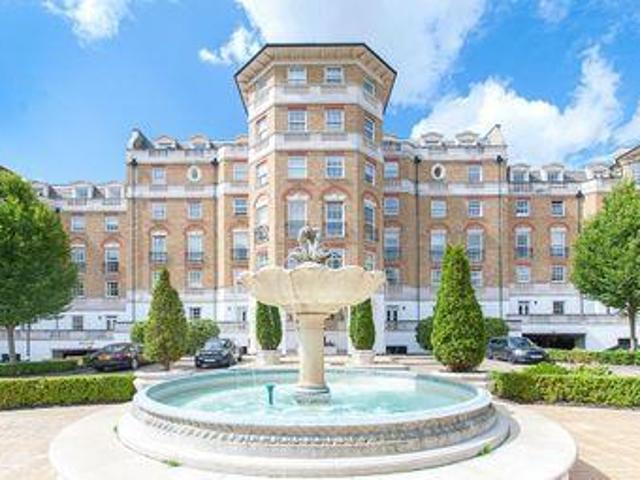 3 Bedrooms for rent in Chapman Square, London SW19