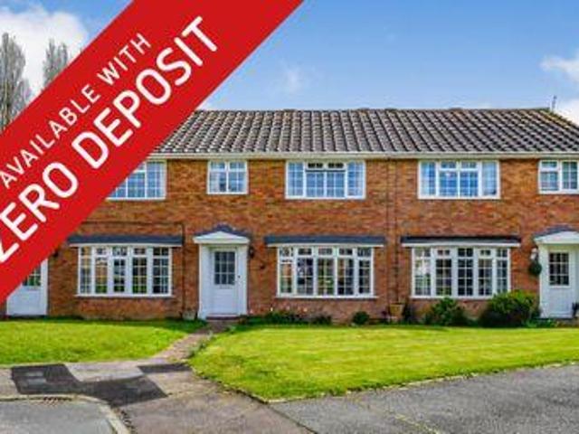 3 Bedrooms for rent in Chartres Close, Bexhill On Sea TN40