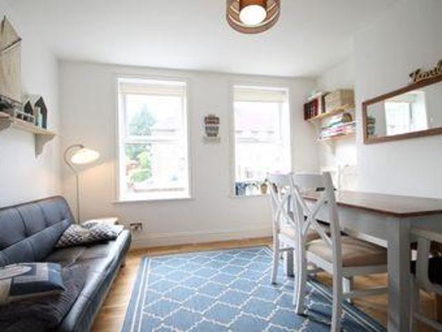 3 Bedrooms for rent in Charminster Road, London SE9