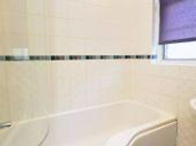 3 Bedrooms for rent in Chatsworth Gardens, North Harrow, Harrow HA2