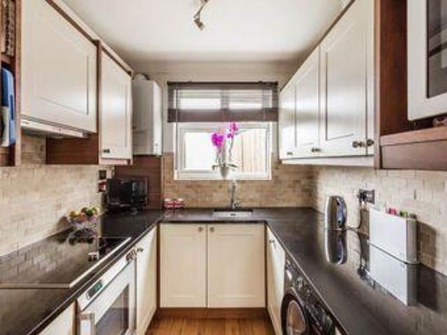 3 Bedrooms for rent in Churston Drive, Morden SM4