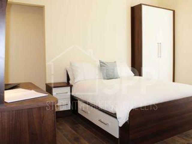 3 Bedrooms for rent in Clarendon House, 20 Clarendon Road, Leeds LS2