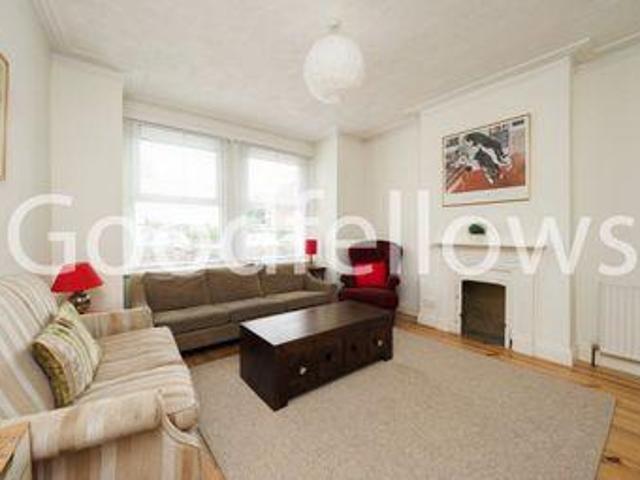 3 Bedrooms for rent in Clarendon Road, Colliers Wood, London SW19