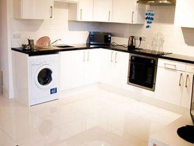 3 Bedrooms for rent in Clarendon Road, Leeds LS2