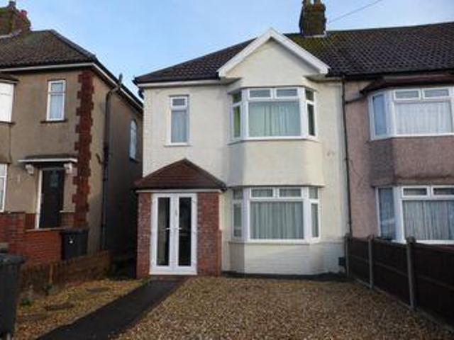 3 Bedrooms for rent in Cleve Road, Filton, Bristol BS34