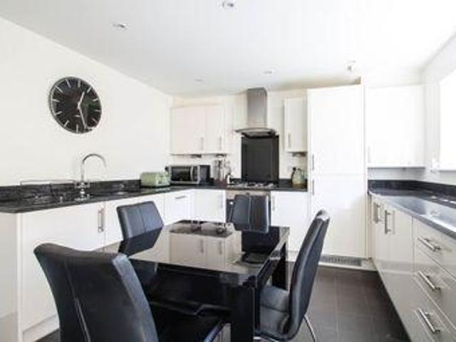 3 Bedrooms for rent in Consort Avenue, Trumpington, Cambridge CB2