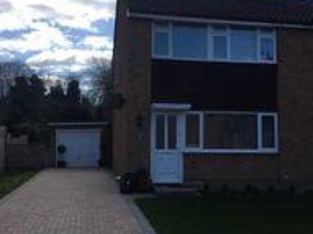 3 Bedrooms for rent in Crawshay Close, Sevenoaks, Kent TN13
