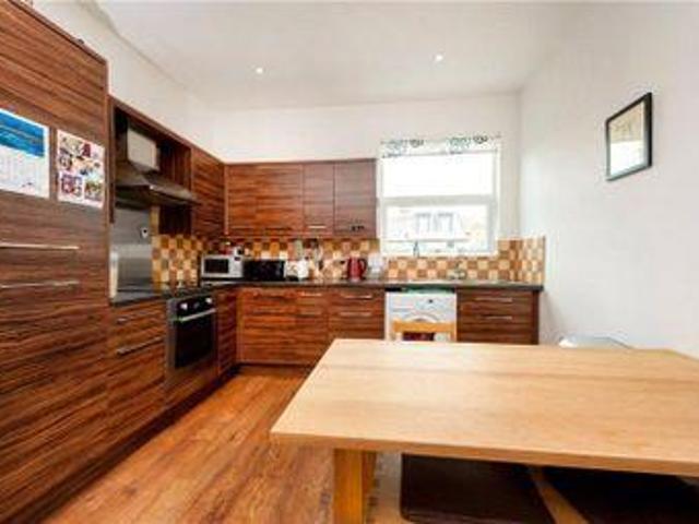 3 Bedrooms for rent in Crewdson Road, London SW9