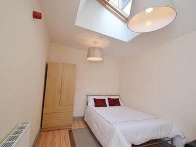3 Bedrooms for rent in Cromwell Street, Nottingham NG7