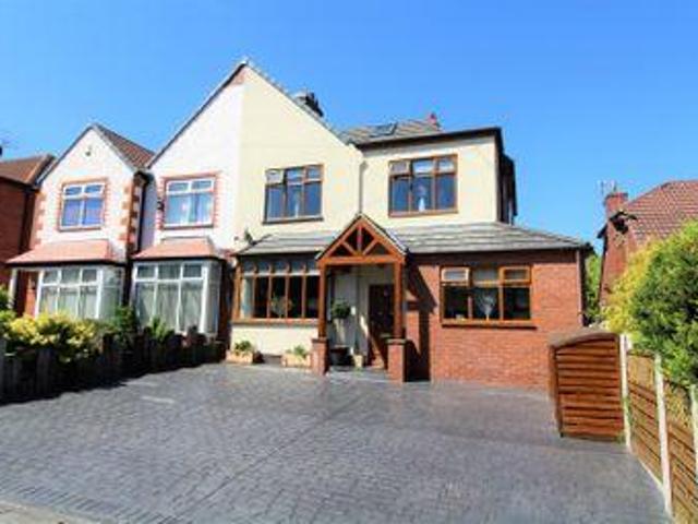 3 Bedrooms for rent in Crow Hill North, Middleton, Manchester M24
