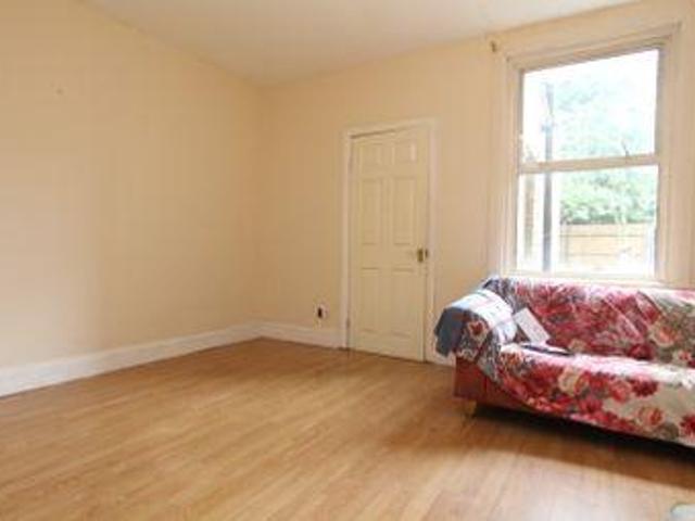 3 Bedrooms for rent in Crown Road, London SM4