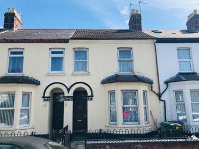 3 Bedrooms for rent in Crystal Court, Redlaver Street, Cardiff CF11