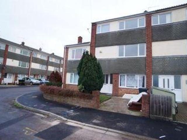 3 Bedrooms for rent in Eaton Close, Fishponds, Bristol BS16