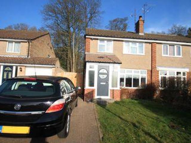 3 Bedrooms for rent in Edgewood Drive, Luton LU2