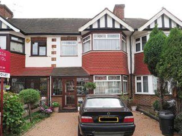3 Bedrooms for rent in Elmcroft Avenue, London E11