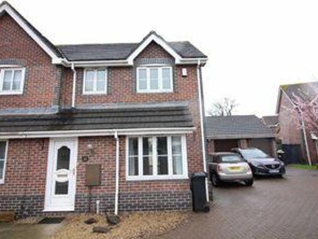 3 Bedrooms for rent in Emersons Way, Emersons Green, Bristol BS16