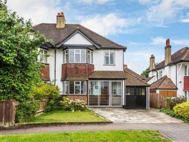 3 Bedrooms for rent in Furzedown Road, Sutton SM2