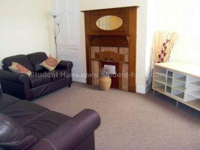 3 Bedrooms for rent in Fairfield Street, Salford M6