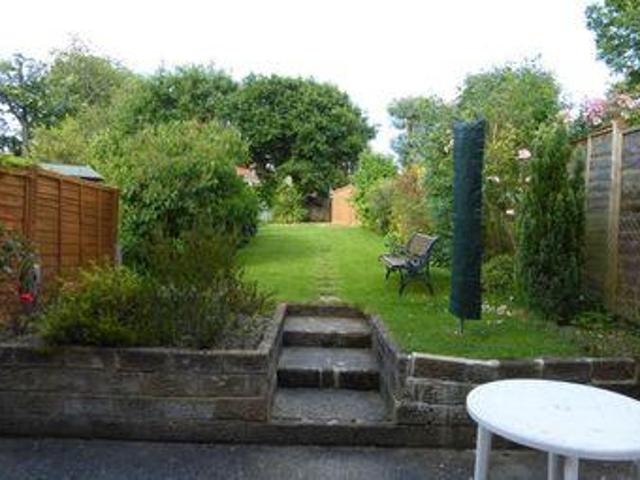 3 Bedrooms for rent in Farhalls Crescent, Horsham RH12