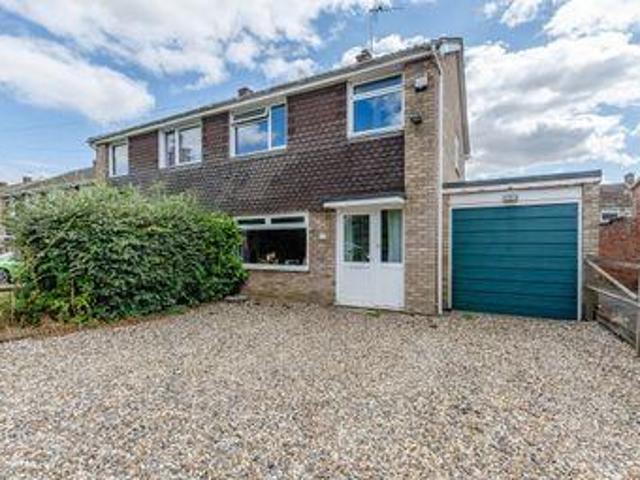 3 Bedrooms for rent in Foxs Way, Comberton, Cambridge CB23