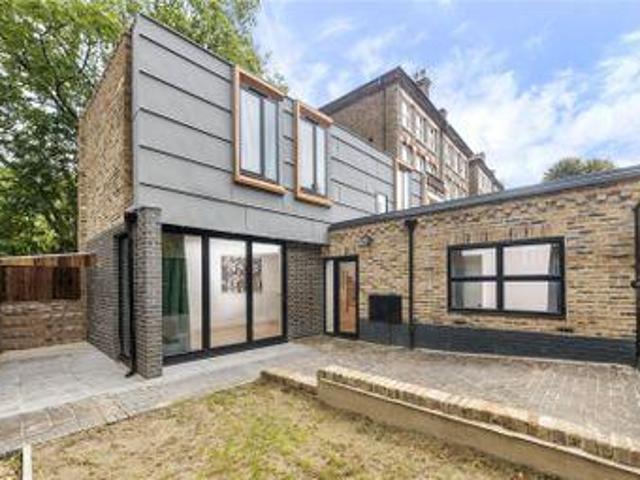 3 Bedrooms for rent in Freegrove Road, London N7