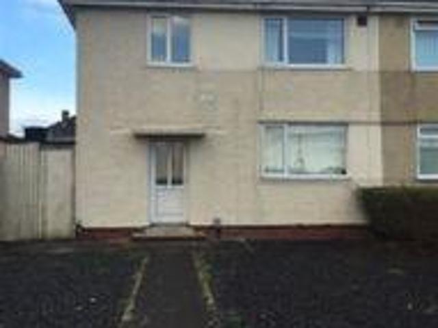 3 Bedrooms for rent in Gethin Close, Gendros, Swansea. SA5