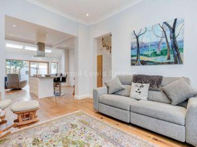 3 Bedrooms for rent in Glenthorne Rd, Hammersmith W6