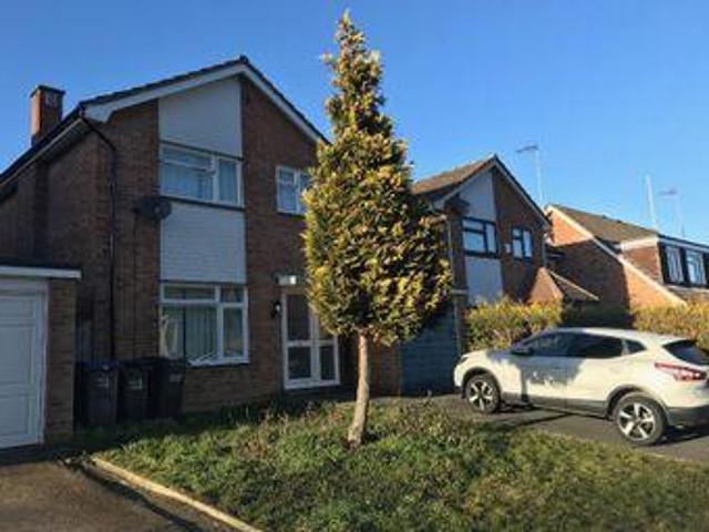 3 Bedrooms for rent in Goldfinch Road, South Croydon, London CR2