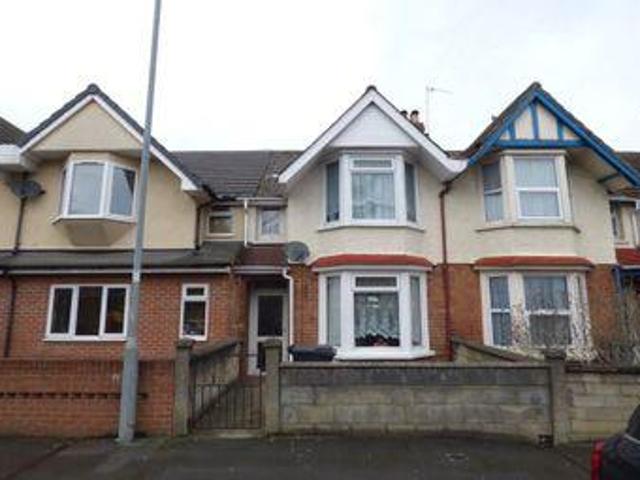 3 Bedrooms for rent in Groundwell Road, Swindon SN1