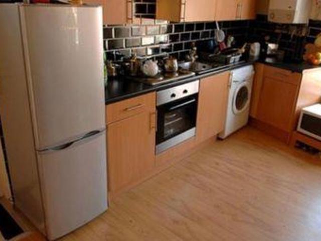 3 Bedrooms for rent in Hyde Park Road, Hyde Park, Leeds LS6