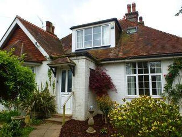 3 Bedrooms for rent in Hastings Road, Bexhill On Sea TN40