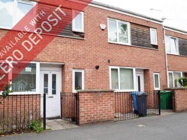 3 Bedrooms for rent in Hatchley Street, Manchester M13