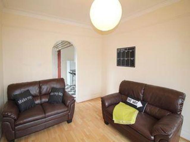 3 Bedrooms for rent in Headingley Mount, Headingley, Leeds LS6