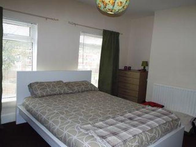 3 Bedrooms for rent in High Street, Northfleet, Gravesend DA11