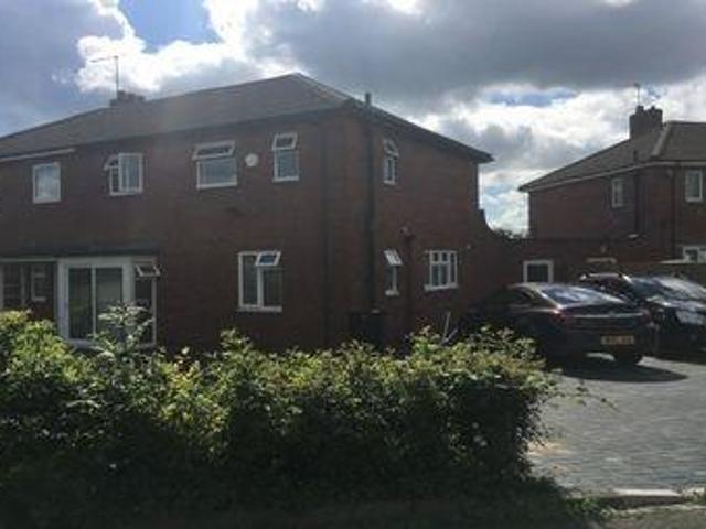 3 Bedrooms for rent in Highfield Lane, Halesowen B63