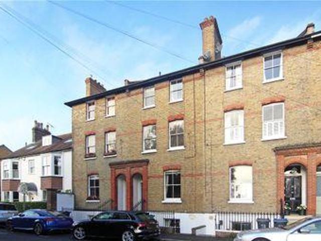 3 Bedrooms for rent in Homefield Road, Wimbledon Village SW19