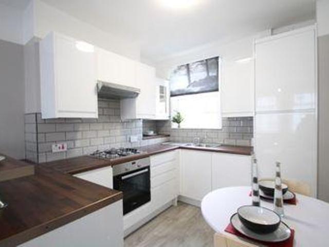 3 Bedrooms for rent in Homesdale Road, Bromley BR1
