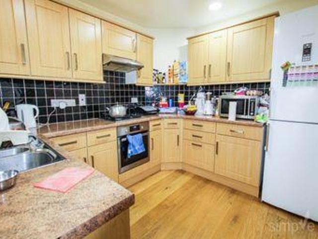 3 Bedrooms for rent in Johnson Close, Hayes, Middlesex UB4