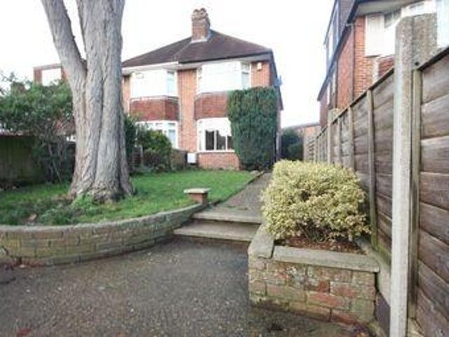 3 Bedrooms for rent in Josephs Road, Guildford GU1
